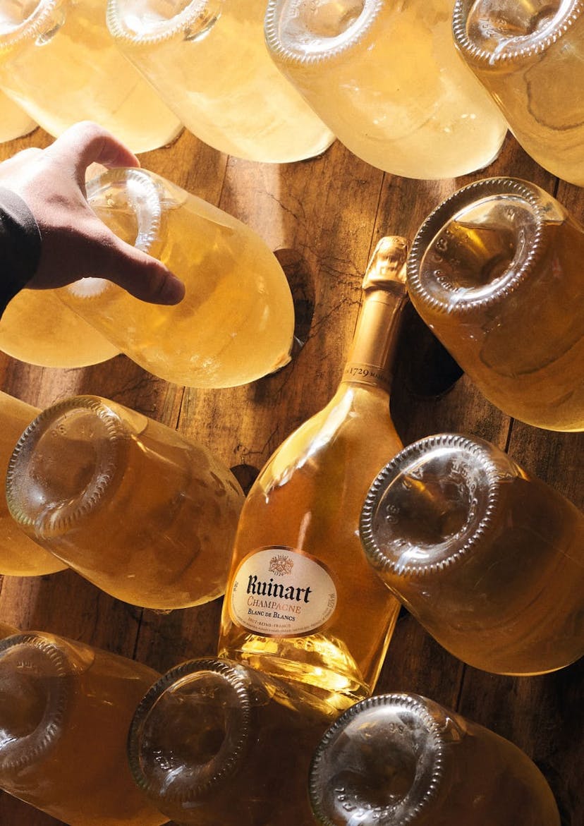 Ruinart, champagne d'excellence, savoir-faire - Vi... - LVMH