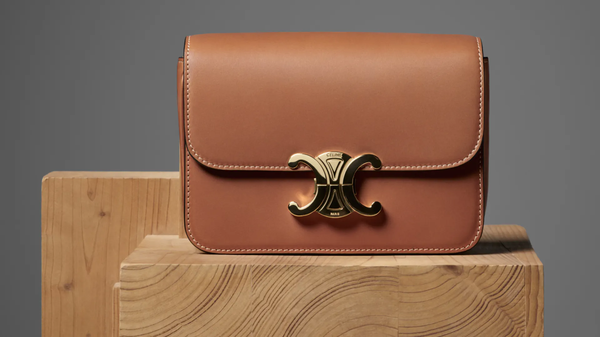 Givenchy, high end ready-to-wear for men and women... - LVMH
