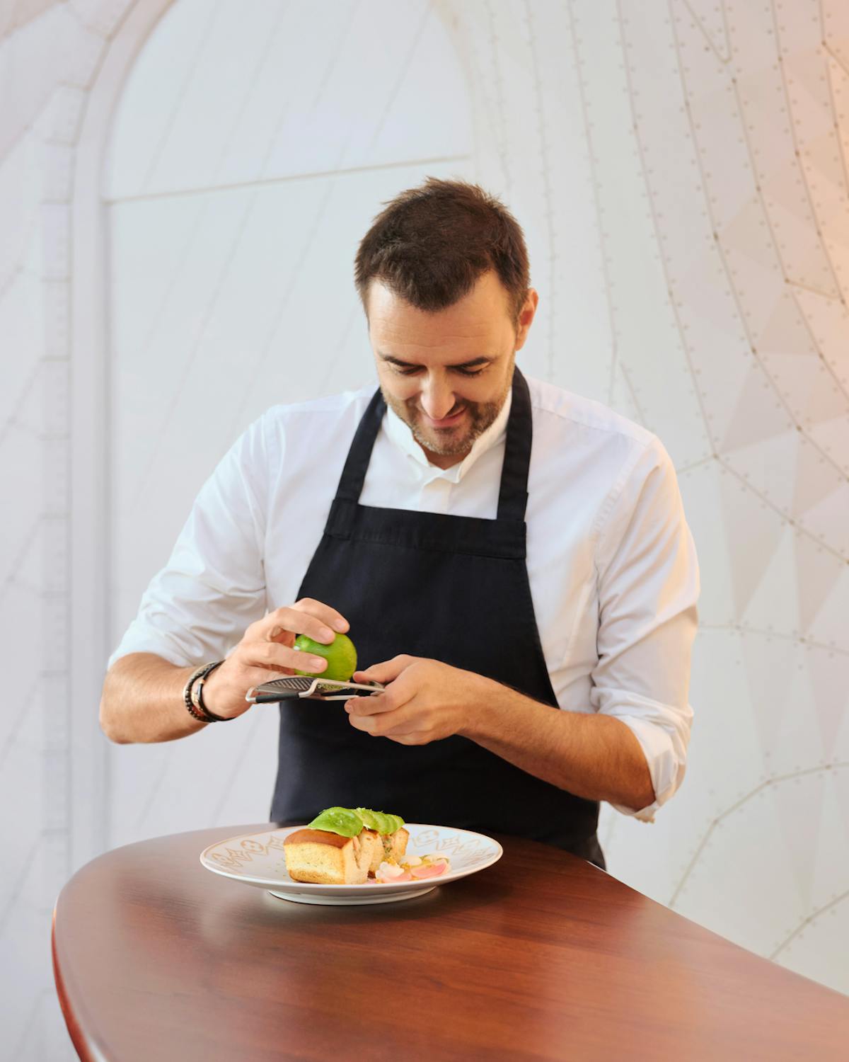 Louis Vuitton opens new store at London Heathrow a... - LVMH