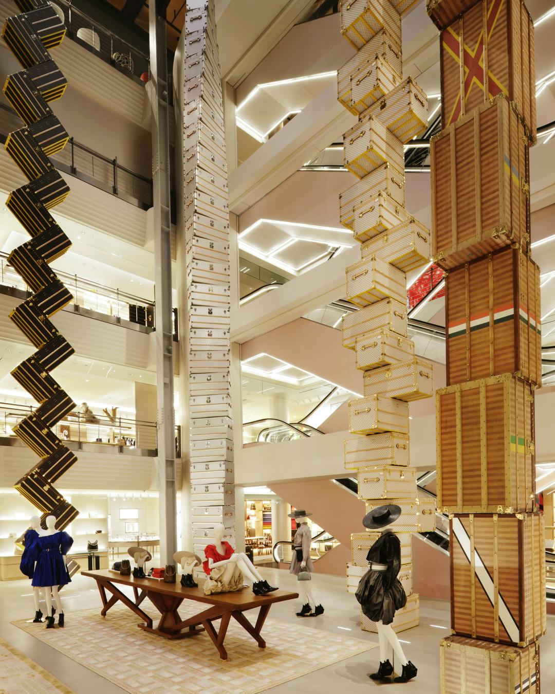 Louis Vuitton unveils a new cornerstone of retail,... - LVMH