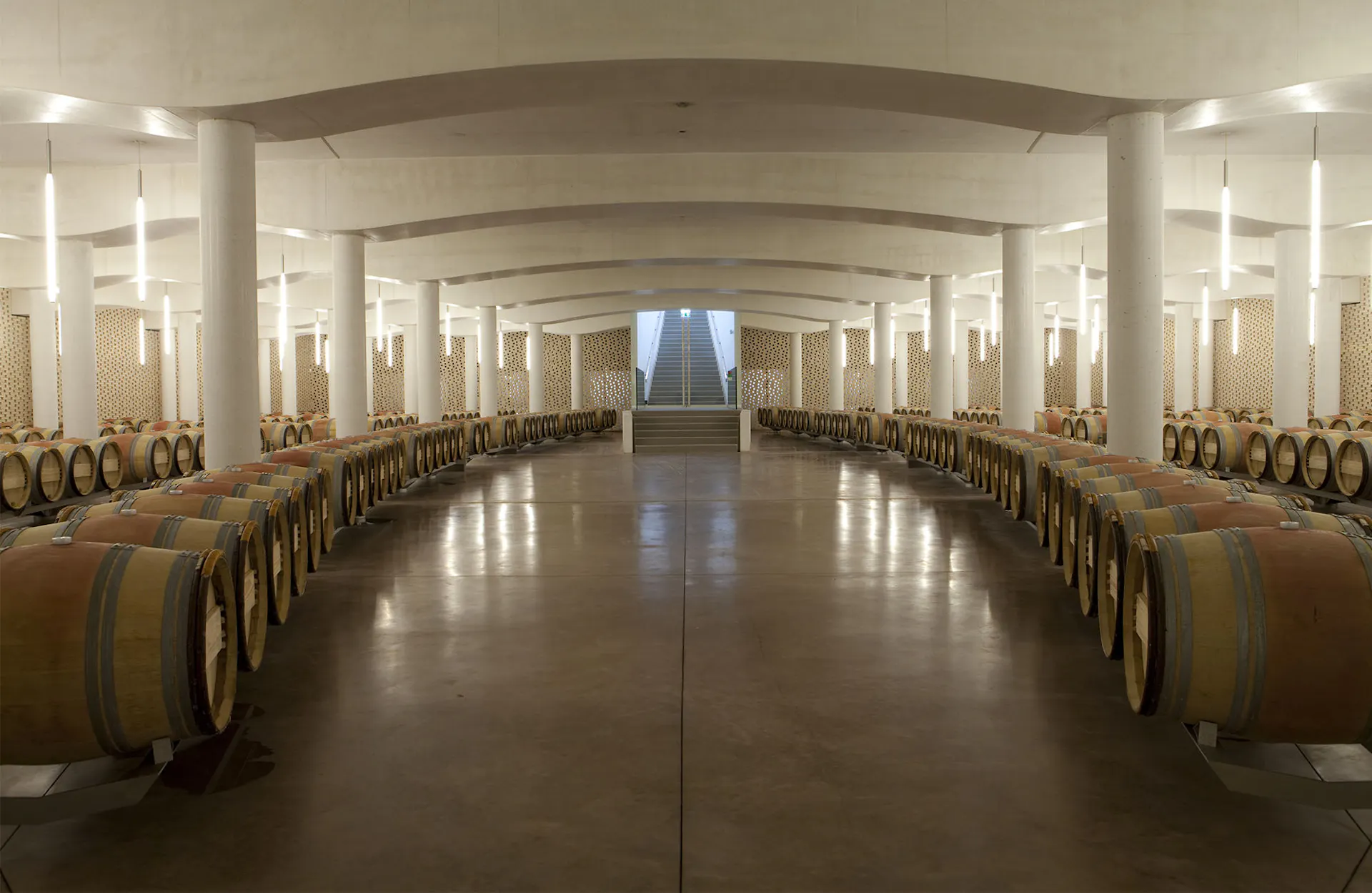 Château Cheval Blanc、ボルドーワイン - ワイン＆スピリッツ - LVMH