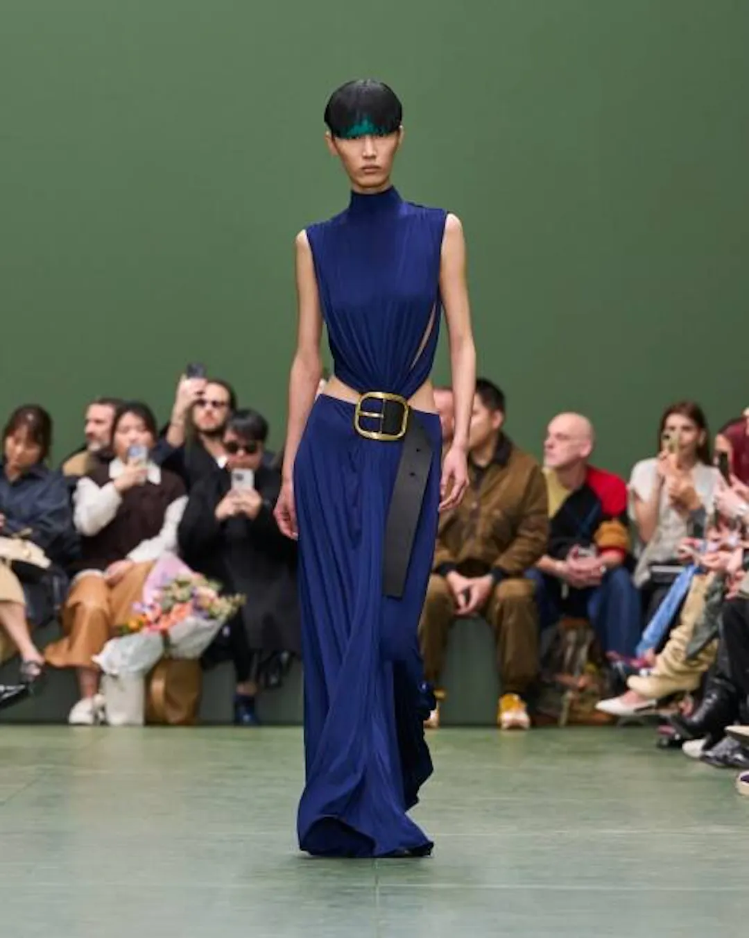 Play of illusions for LOEWE Fall-Winter 2024 colle... - LVMH