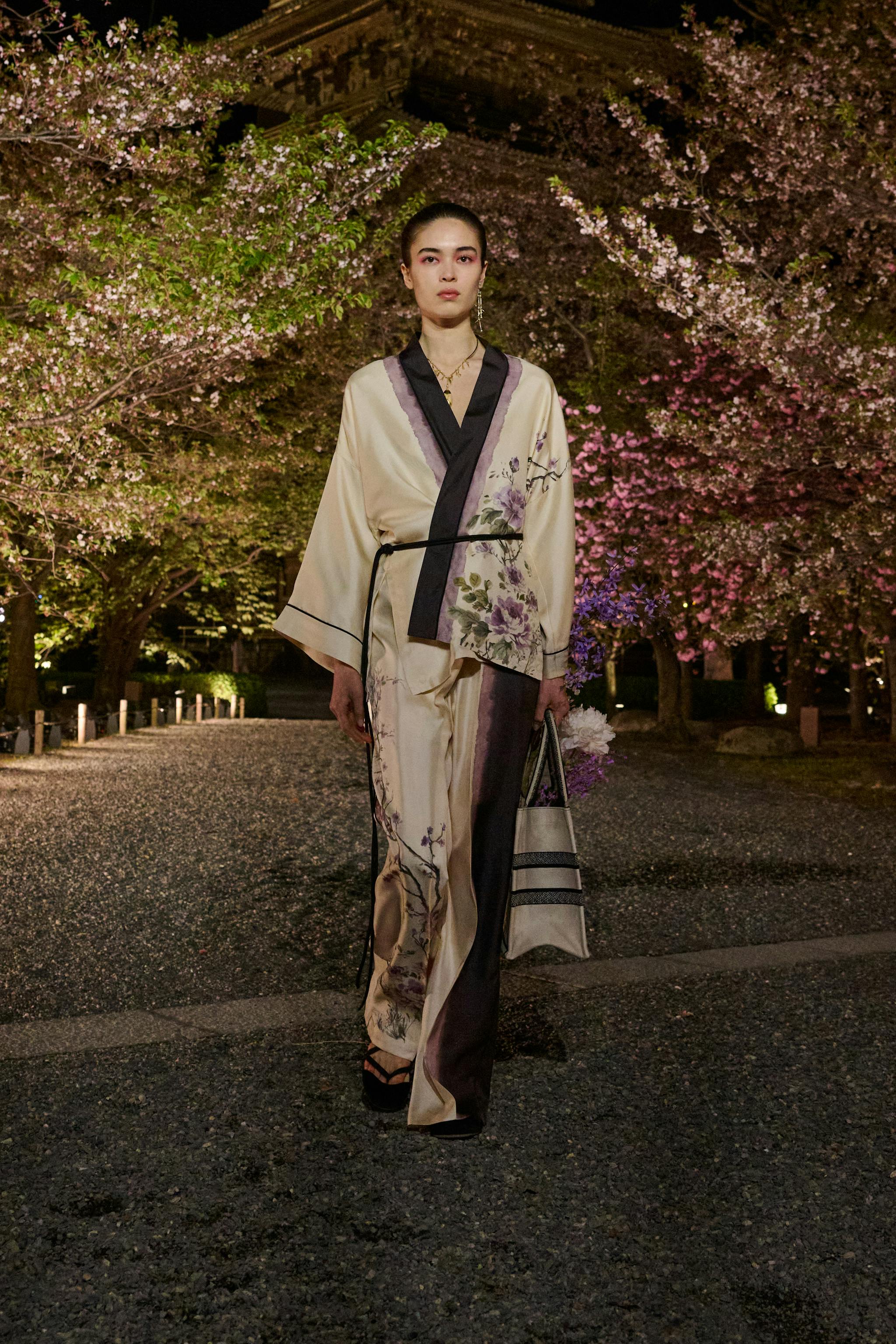 Dior presents Fall 2025 collection in Kyoto - LVMH