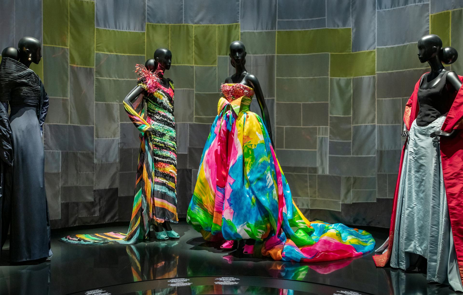 Christian Dior : Designer of Dreams exhibition in ... - LVMH