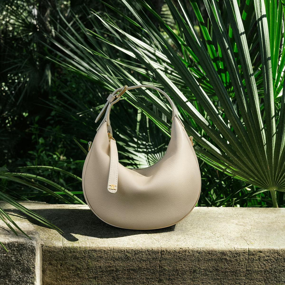 Givenchy, high end ready-to-wear for men and women... - LVMH