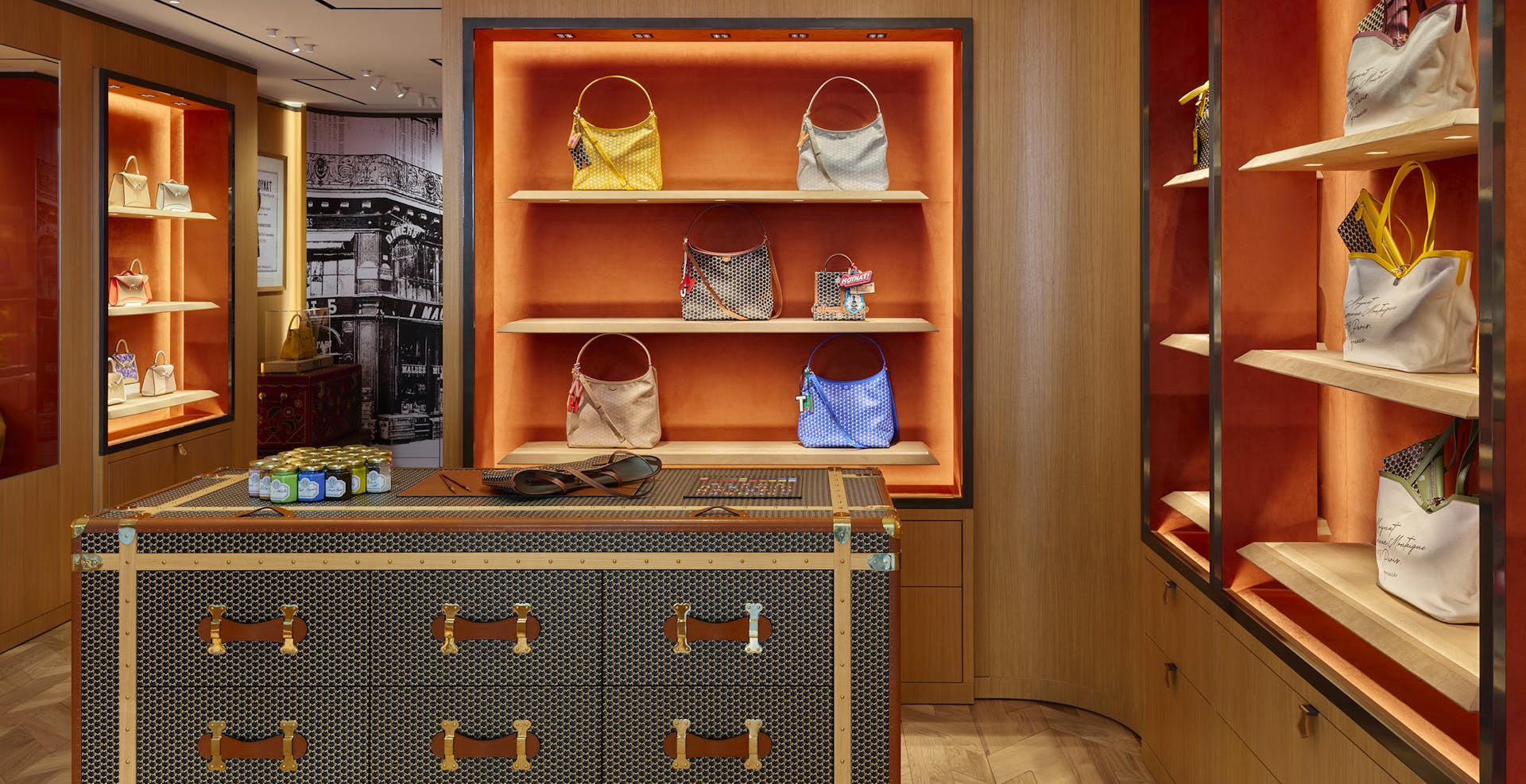 Moynat inaugure sa nouvelle adresse au 34 avenue M... - LVMH