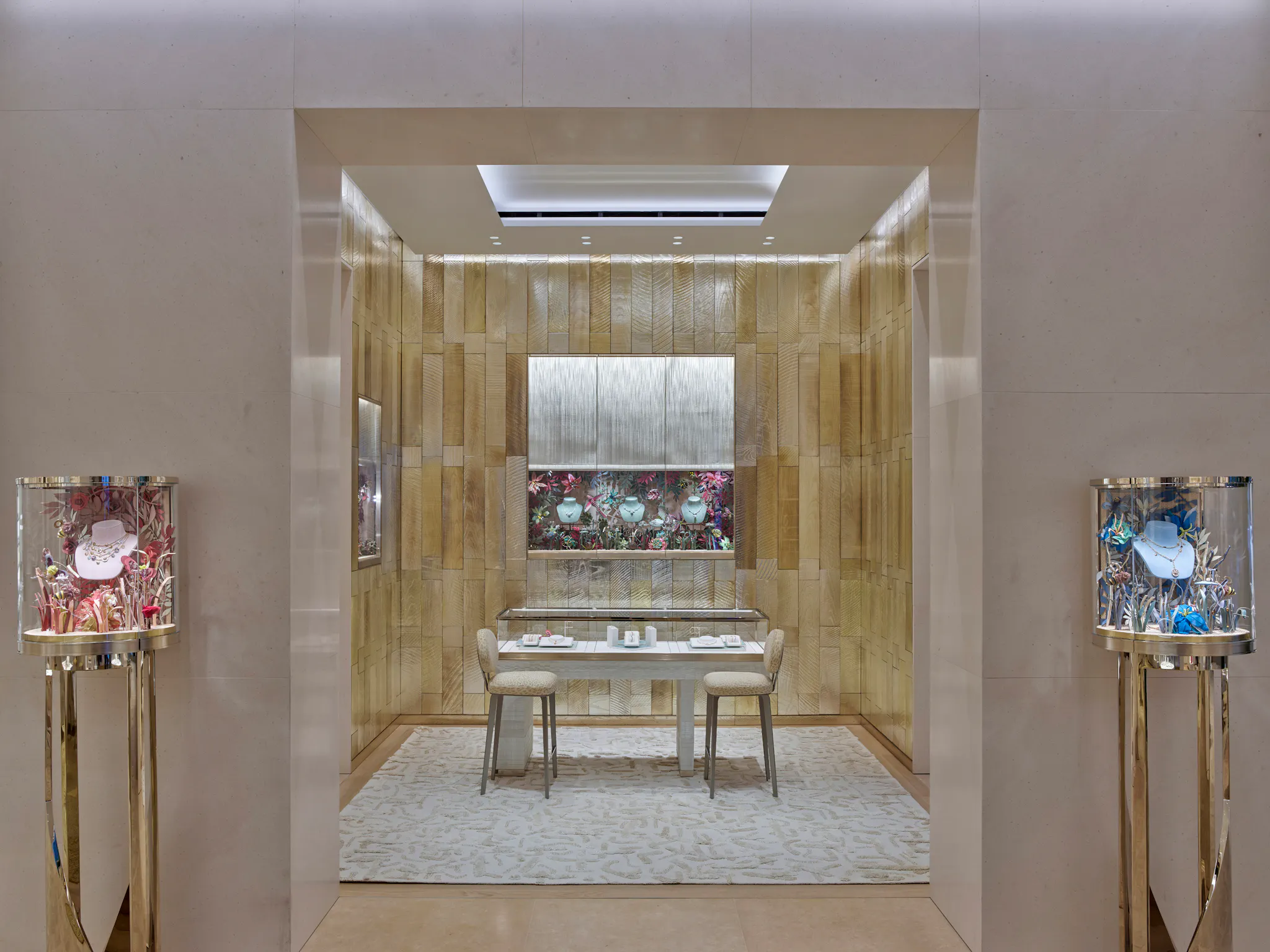 Dior unveils House of Dior New York, French elegan... - LVMH