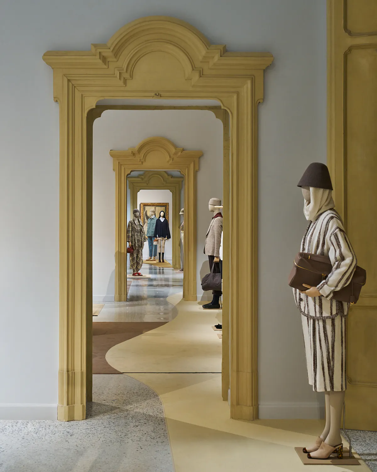 Loro Piana celebrates color for Spring/Summer 2026... - LVMH