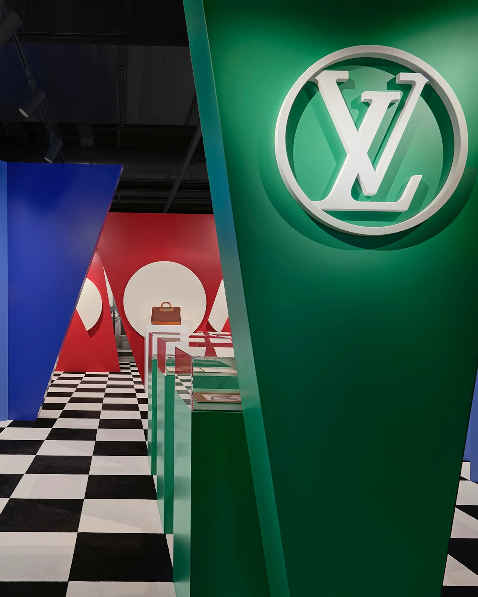 Louis Vuitton reveals Louis Vuitton Art Déco exhib... - LVMH