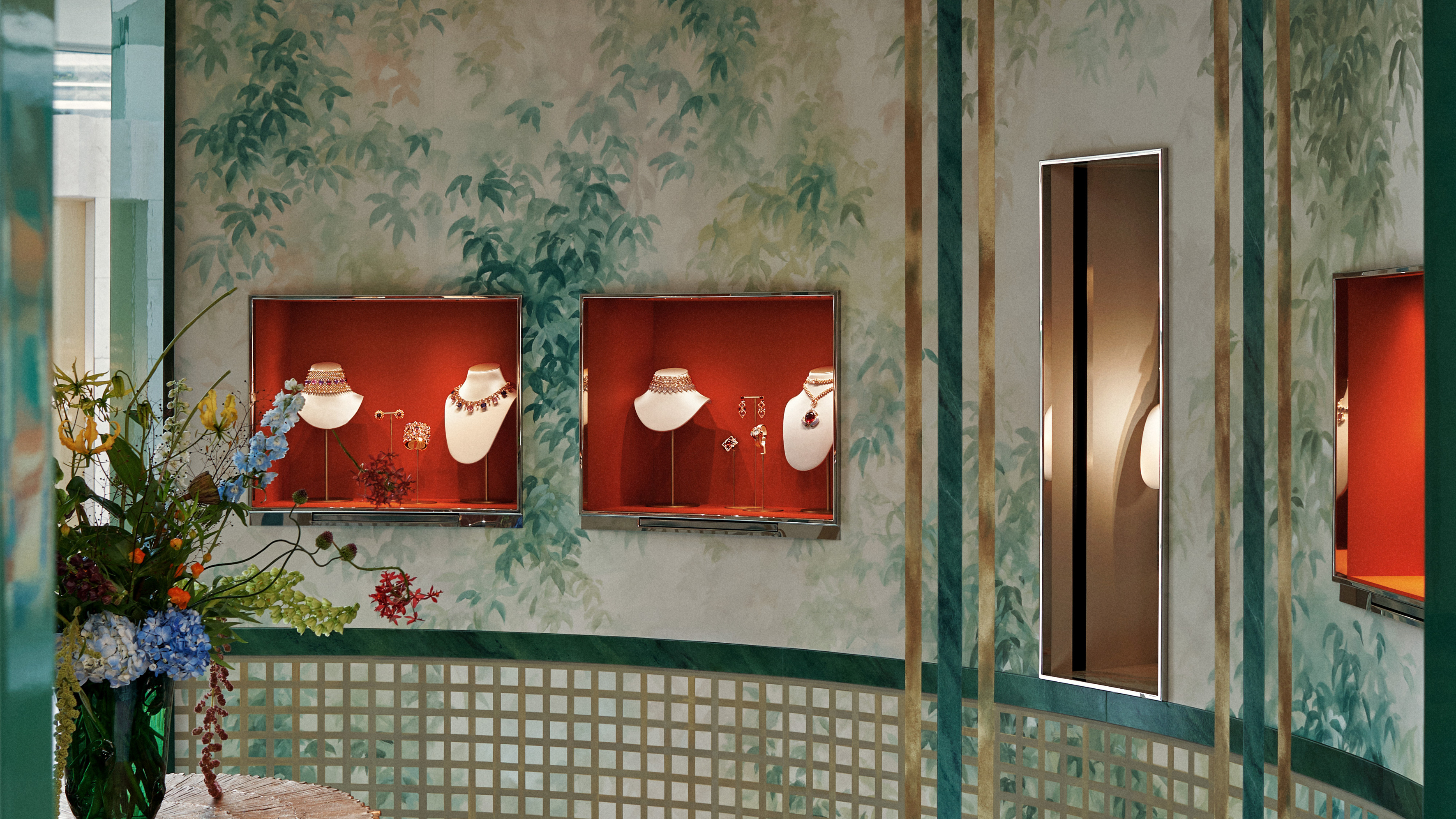 Maison Bvlgari unveils Eclettica, a new artistic v... - LVMH