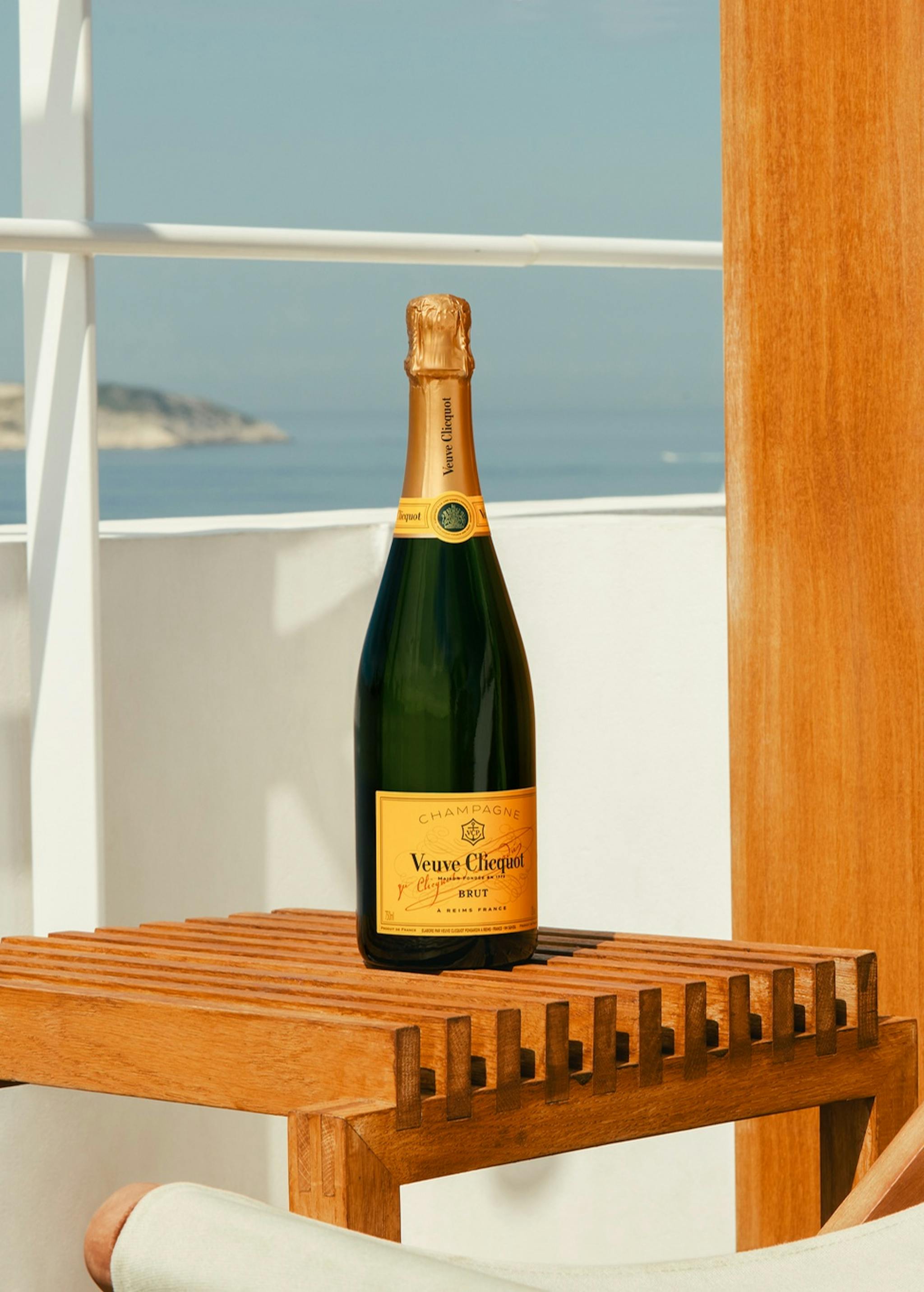 Veuve Clicquot, exceptional champagne - Wines & Sp... - LVMH