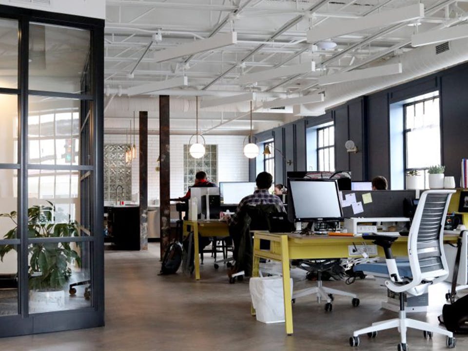 Safe environmental conditions in the workplace | Manifest