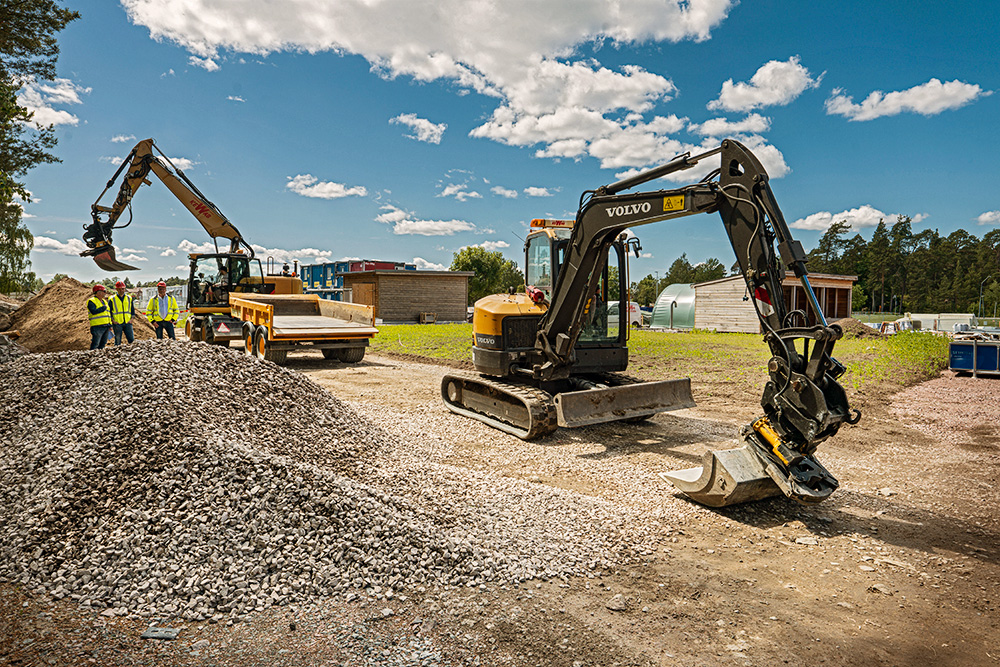 Nybyggaranda i anrikt bolag