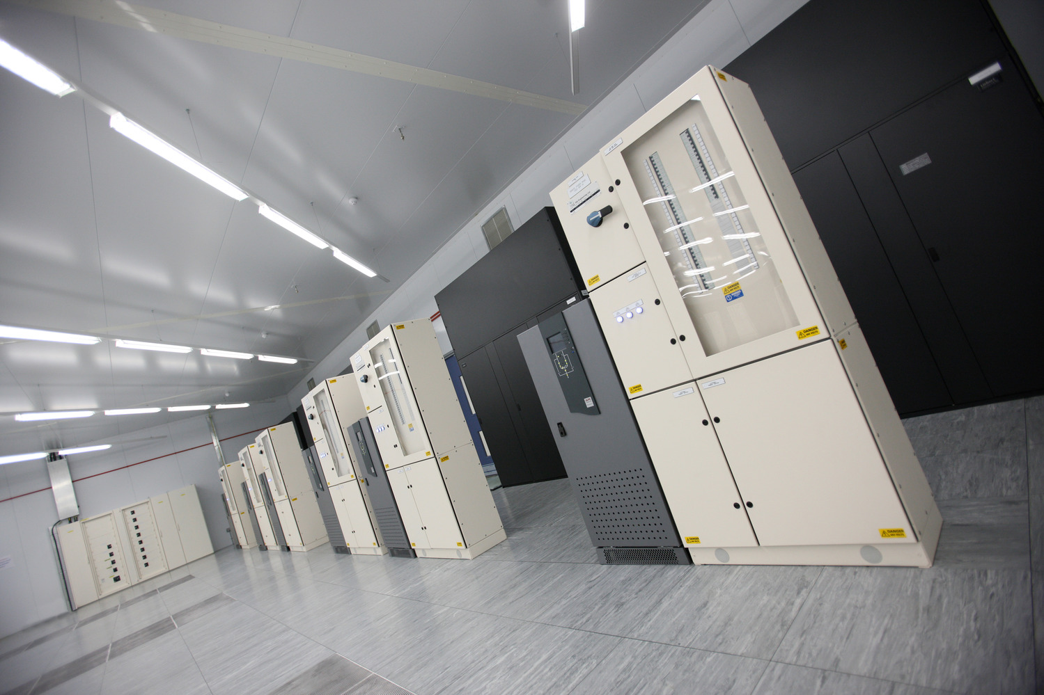 Digital Realty Data Halls, Redhill | McLaren Construction Group