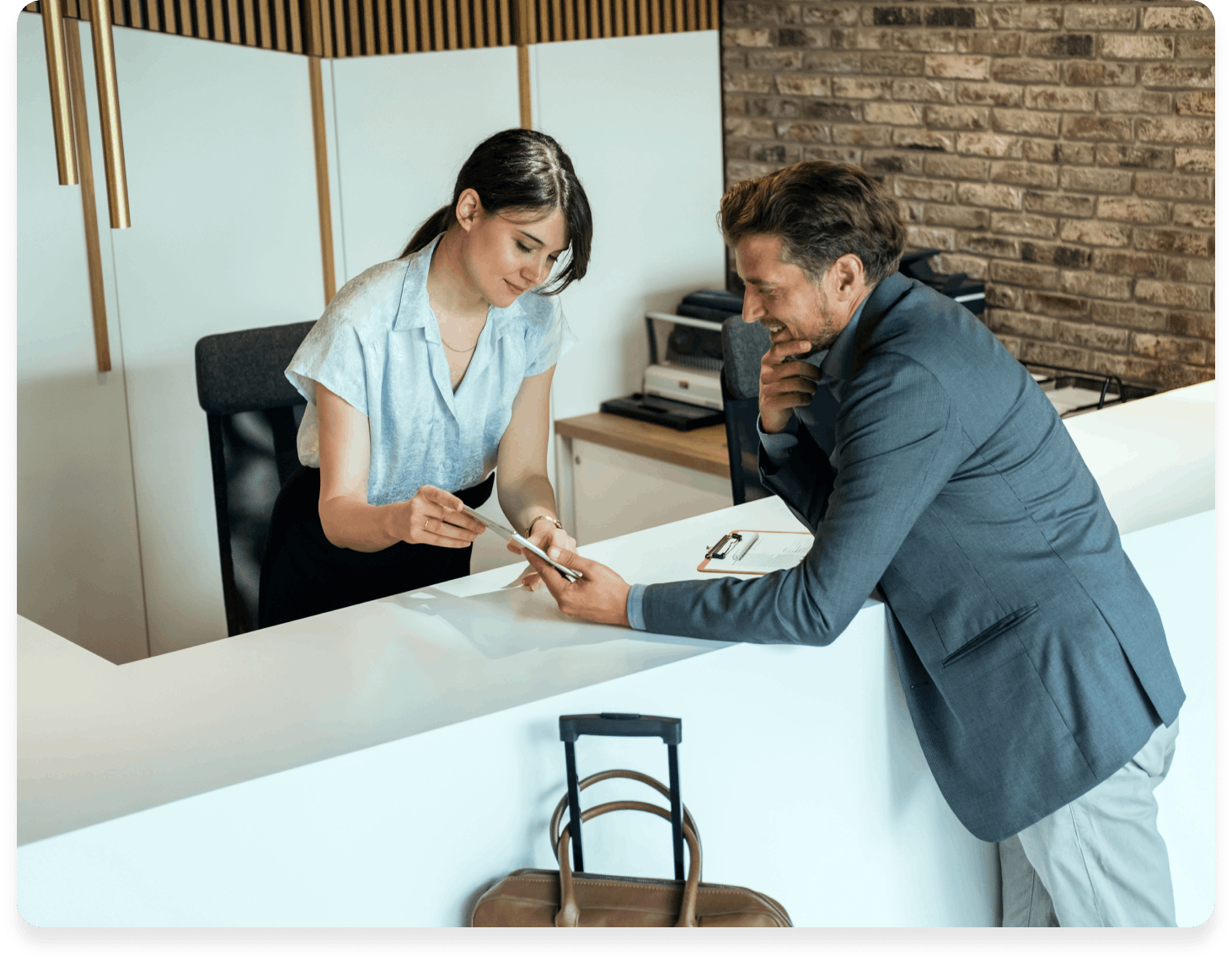 Real-Time Customer Engagement | Medallia Conversations Real-Time Customer Engagement | Medallia Conversations