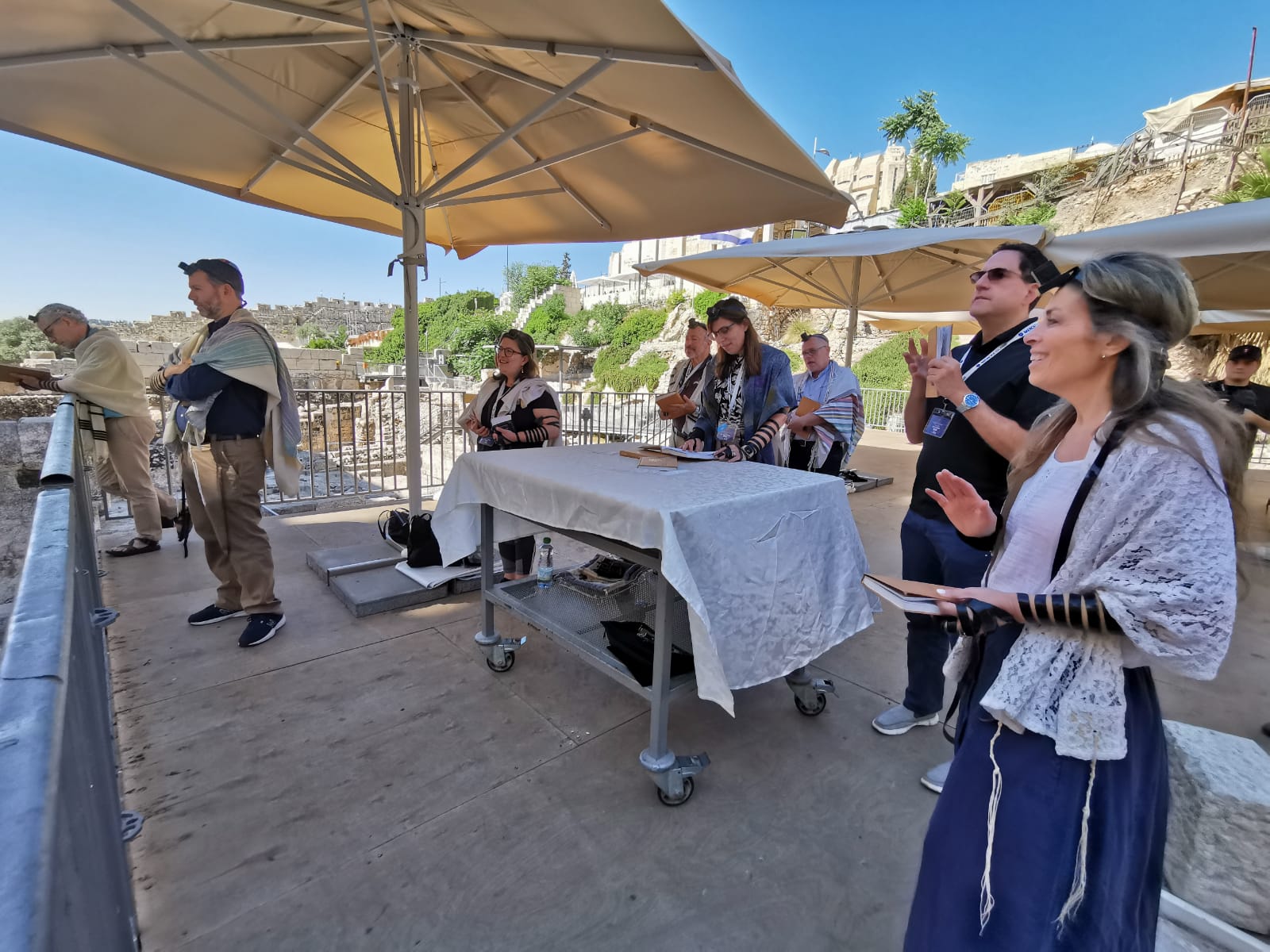 Who We Are | MERCAZ Olami