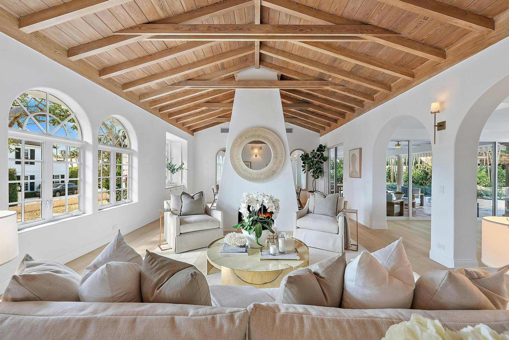 Meridith-Baer-Home-Home-Luxury-Homes-Florida-Jamaica-Lane-1