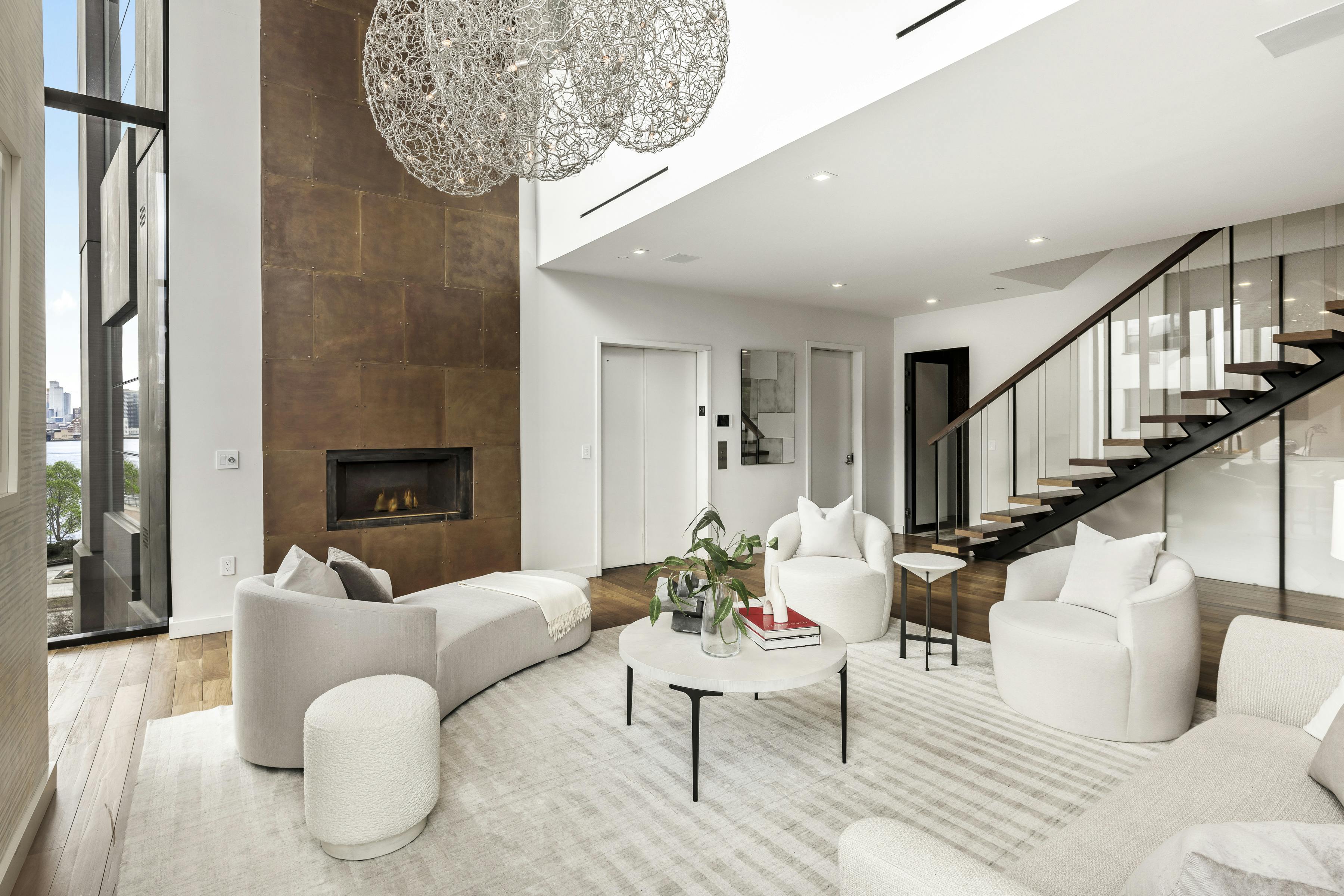 Meridith-Baer-Home-Home-Staging-New-York-West-Village-Penthouse-East ...