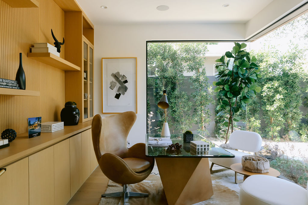 Meridith Baer Home | Interior Design | Home Staging | Furniture Leasing