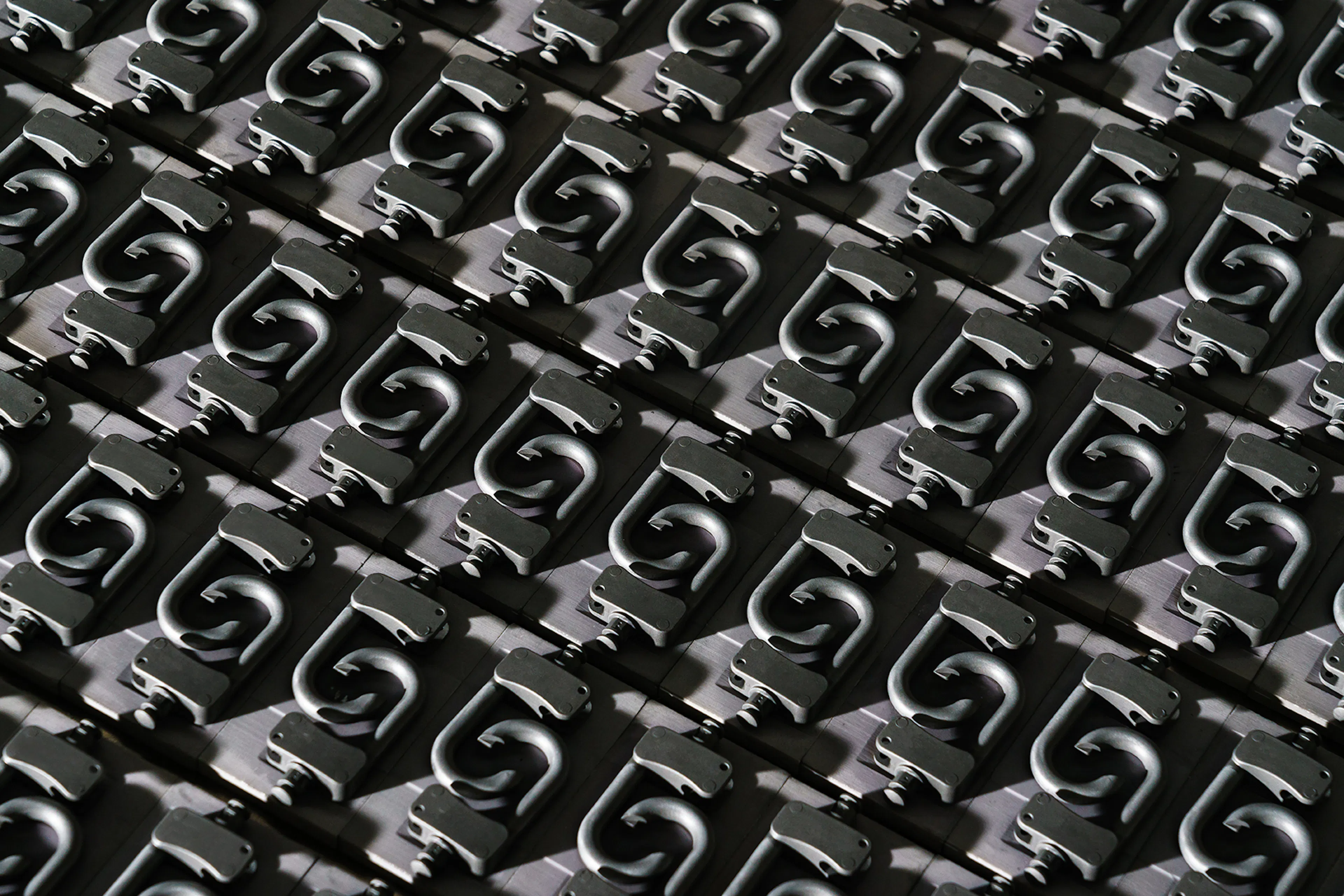 High Quality High Performance Metal Accessories For The Luxury Fashion