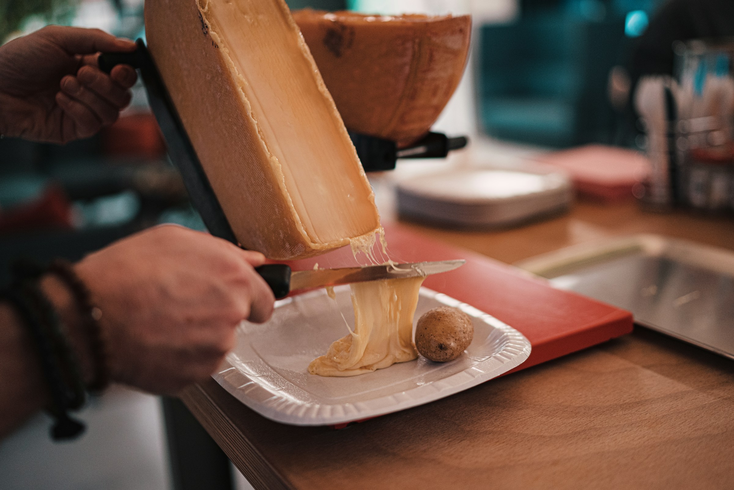 12 Best Low-Fat Cheeses for Weight Loss (Healthy, Tasty, and Backed by ...