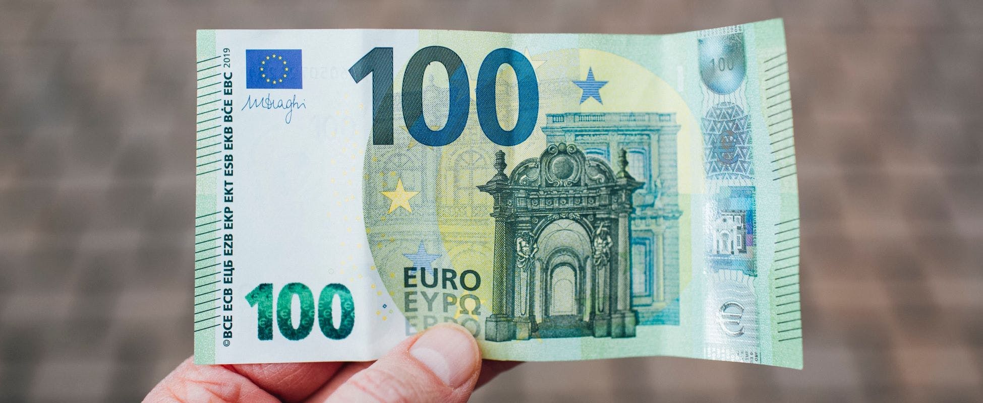 AWV-Meldepflicht beachten: Alles, was Sie wissen müssen!