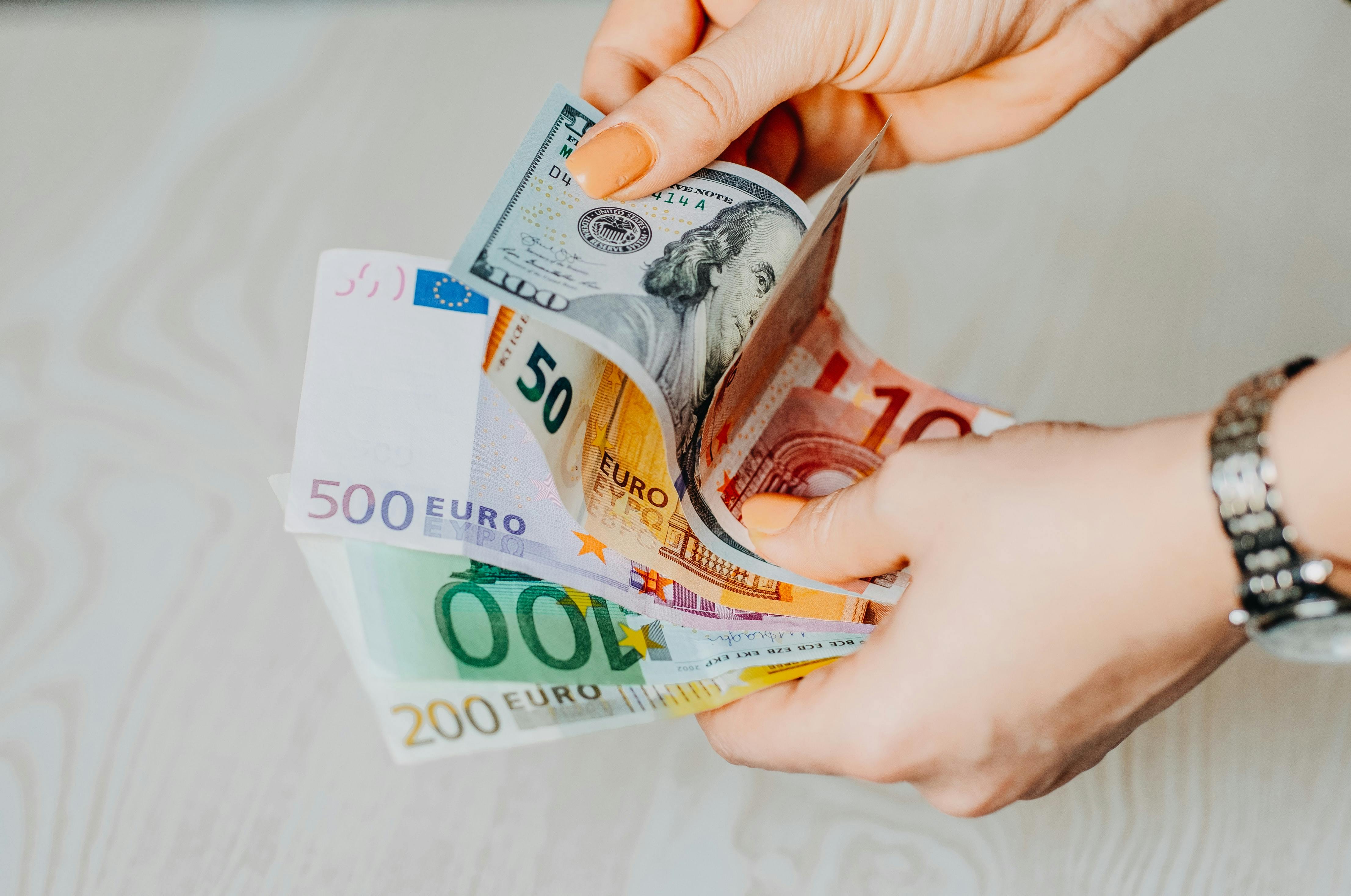 Geld Wechseln Bei Der Sparkasse Lohnt Sich Das Bestellen Von Sorten Geld Wechseln Bei Der Sparkasse Lohnt Sich Das Bestellen Von Sorten