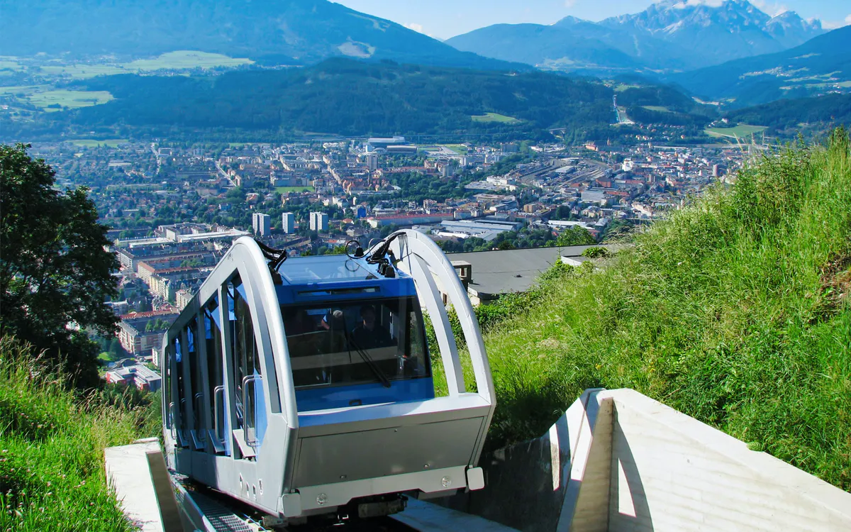 Hungerburgbahn-Tickets – Top of Innsbruck: Hin- und Rückfahrt 2023