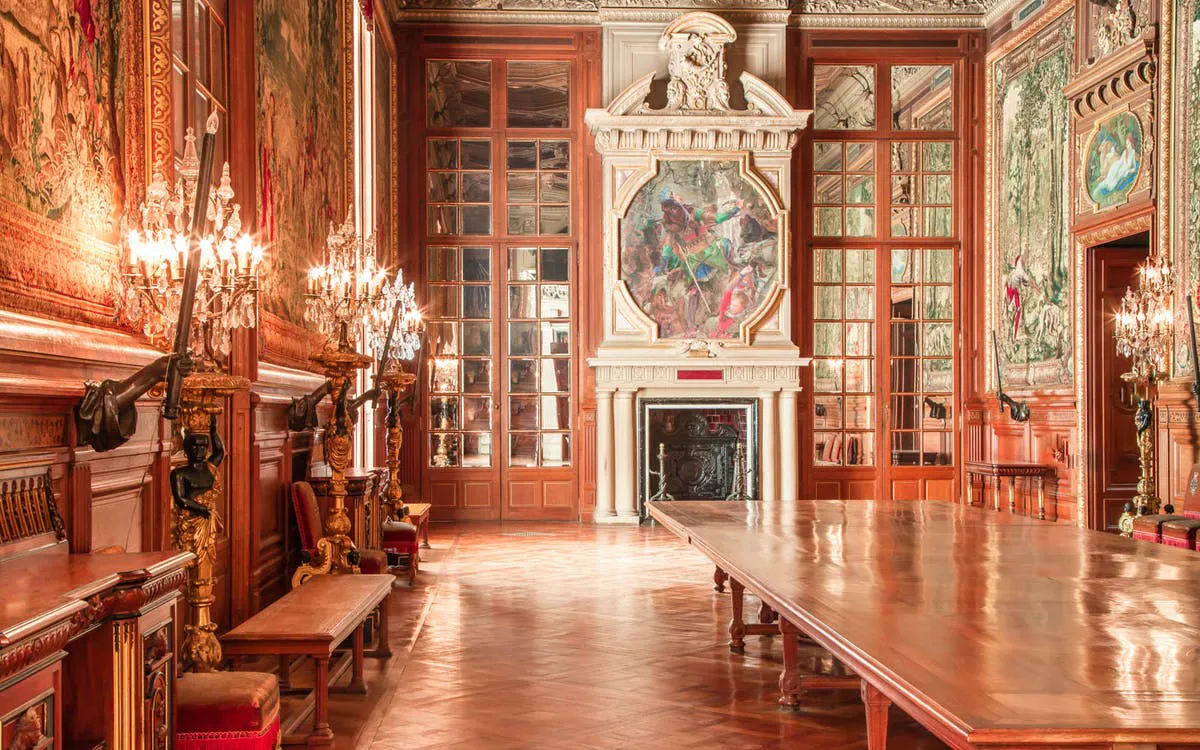 Time Traveler's Guide: Unraveling Chateau de Chantilly's Captivating ...