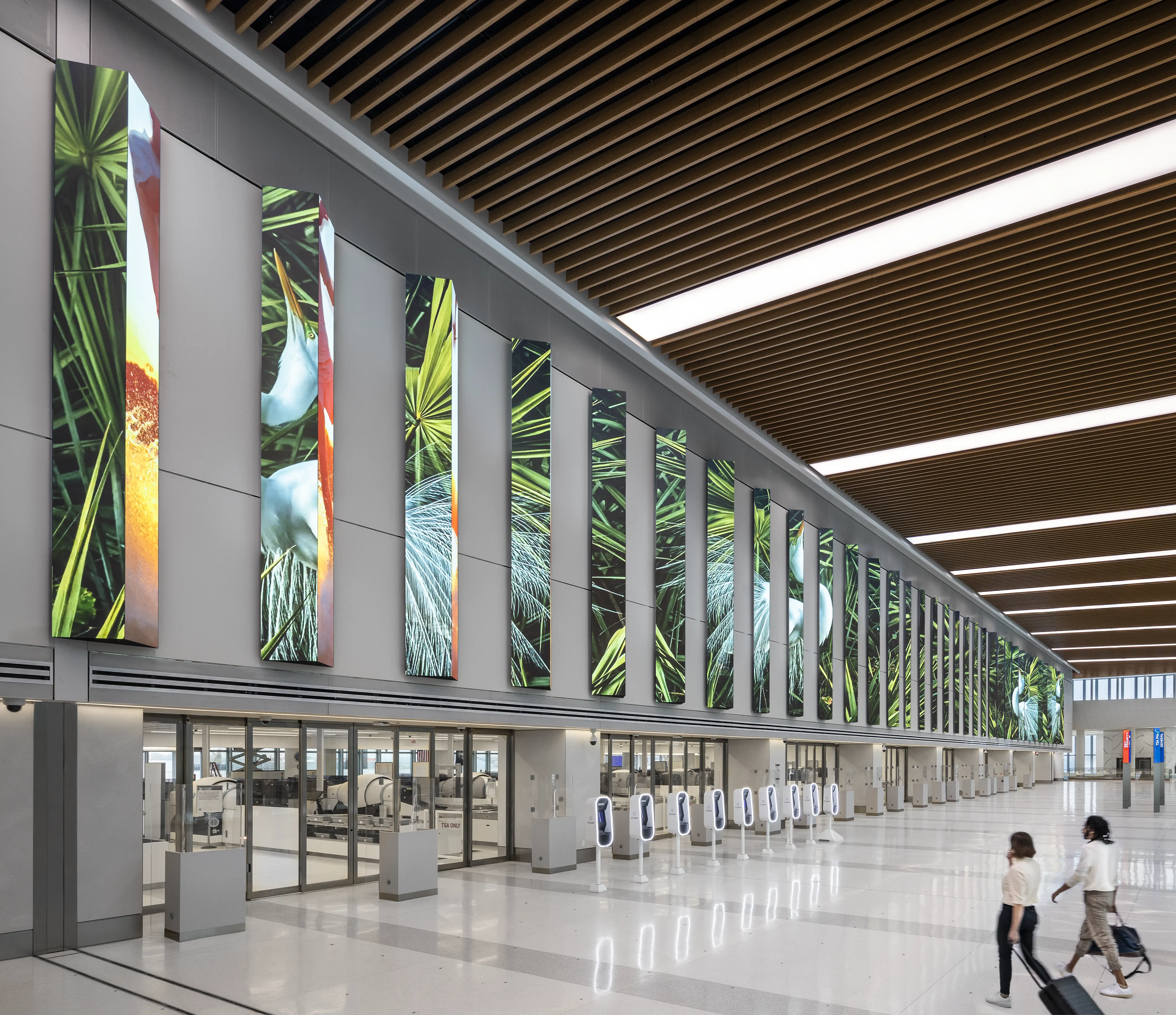 Delta Terminal C at LaGuardia | Immersive Travel Media Experience