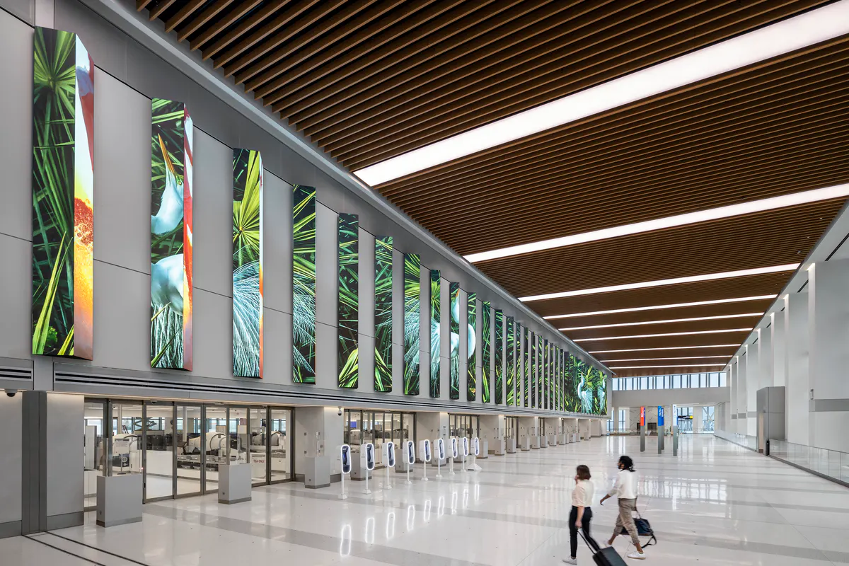 Delta LGA Terminal C Media Experience | NBBJ