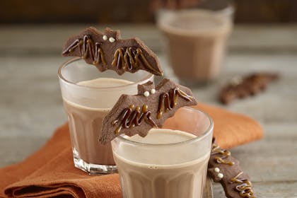 Easy Home-Made Halloween Biscuit Recipes To Bake With Your Little ...