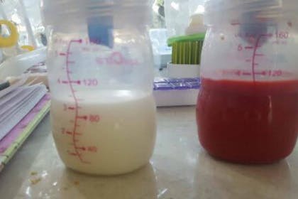 Mum Shares Photo Of Bloody Breast Milk That’s ‘Safe To Drink’ - Netmums