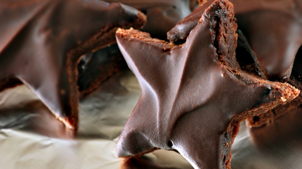 Chocolate Star Biscuits recipe - Netmums