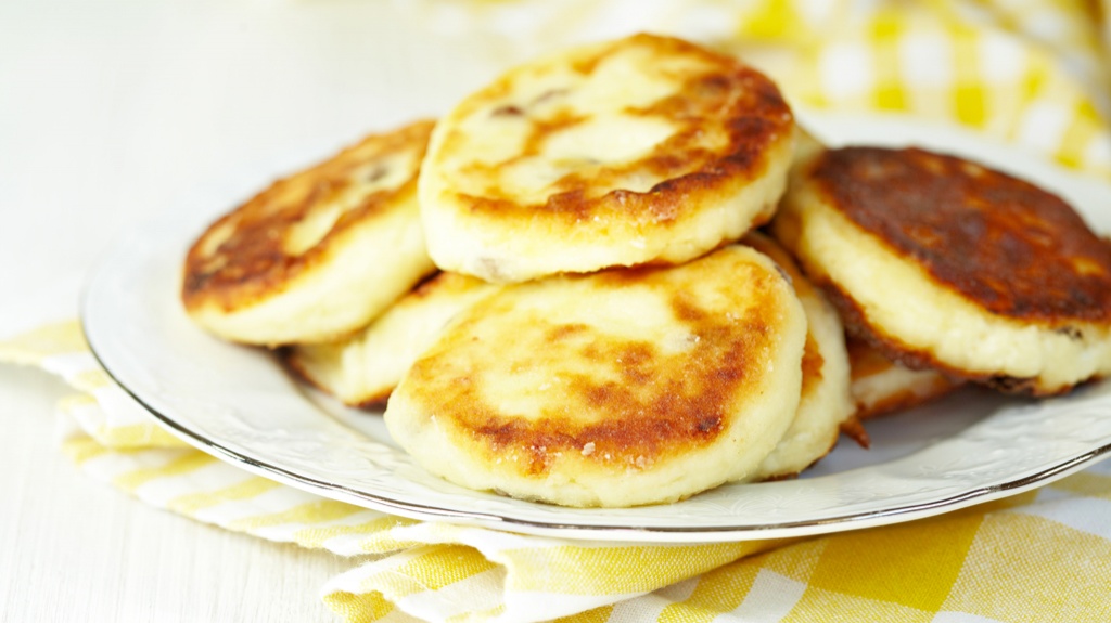 Mini Cheesy Sweetcorn Pancakes recipe - Netmums