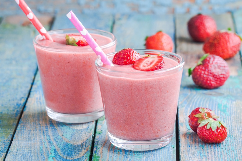 Strawberry milkshake for kids recipe - Netmums