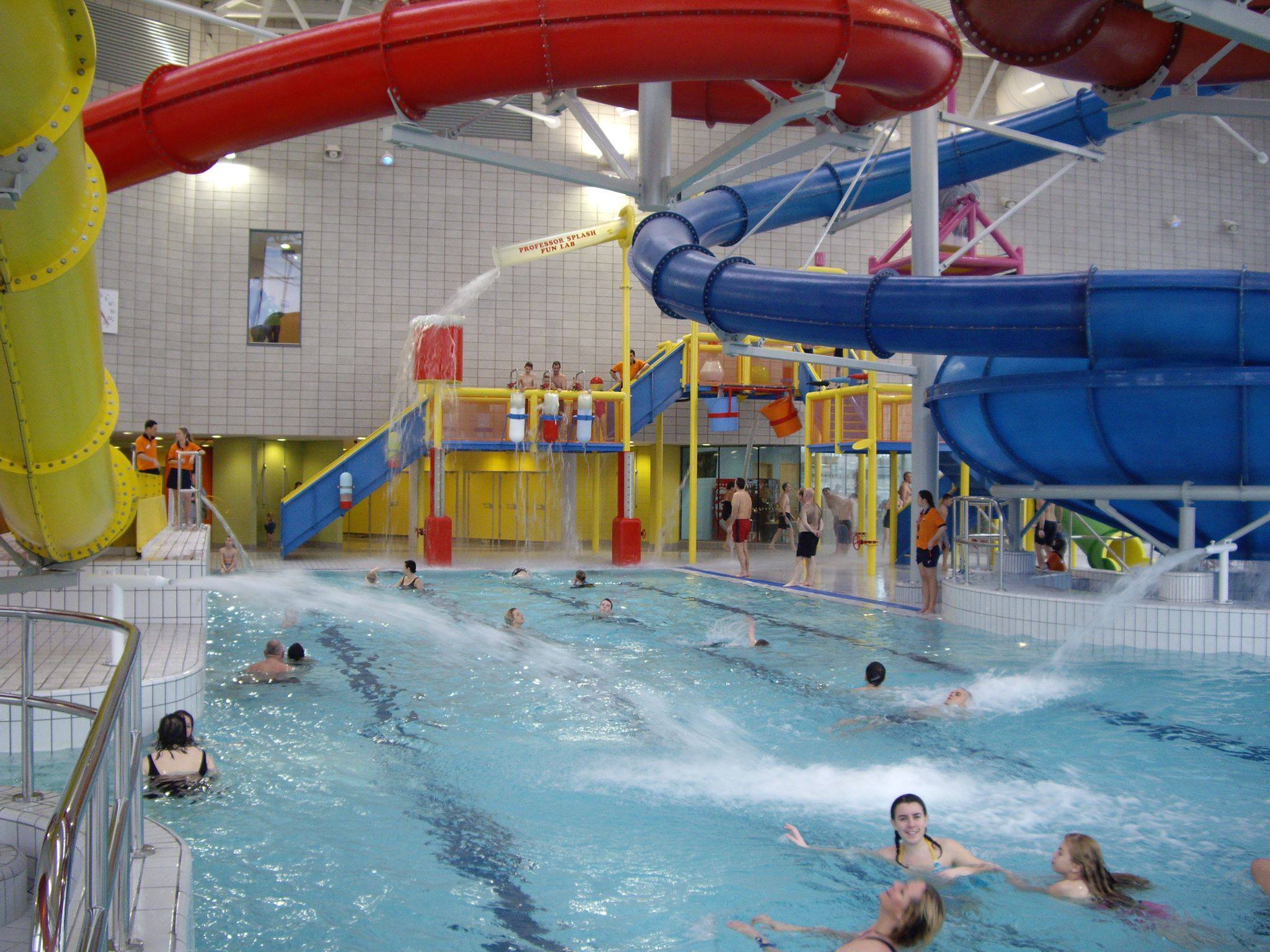 Top 27 Swimming Pools With Slides And Water Flumes - Netmums