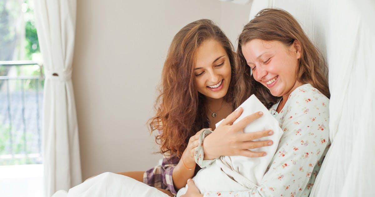 How to visit a newborn - Netmums