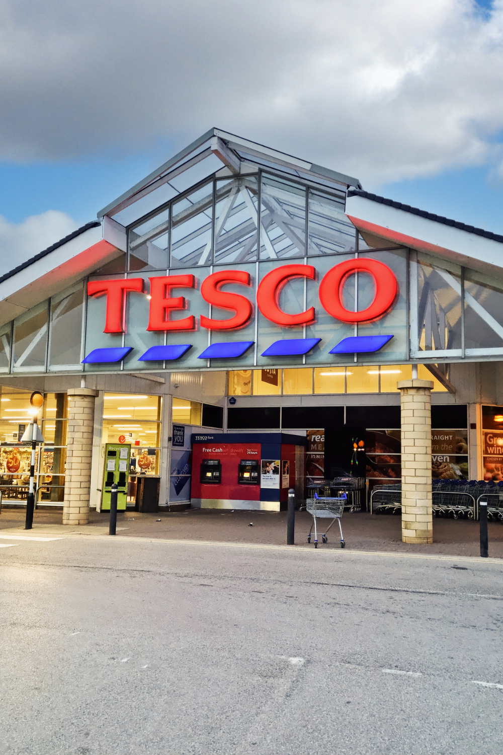 Mum 'shamed' by Tesco checkout staff after son eats food before paying ...