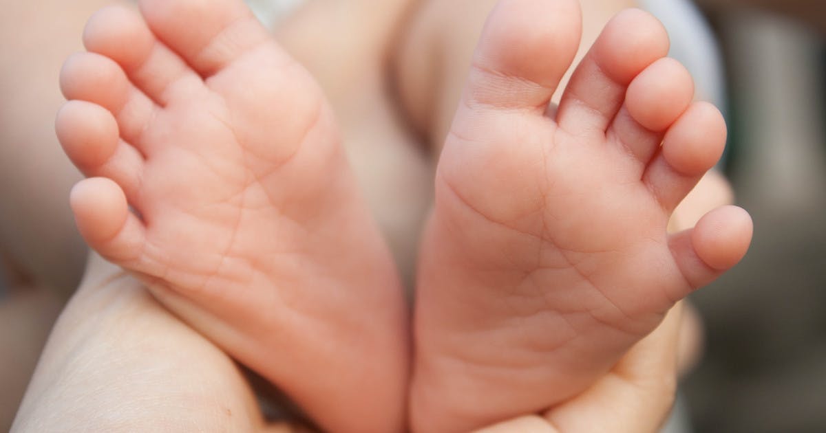 'Daddy's greatest catch' - the incredible birth photo - Netmums