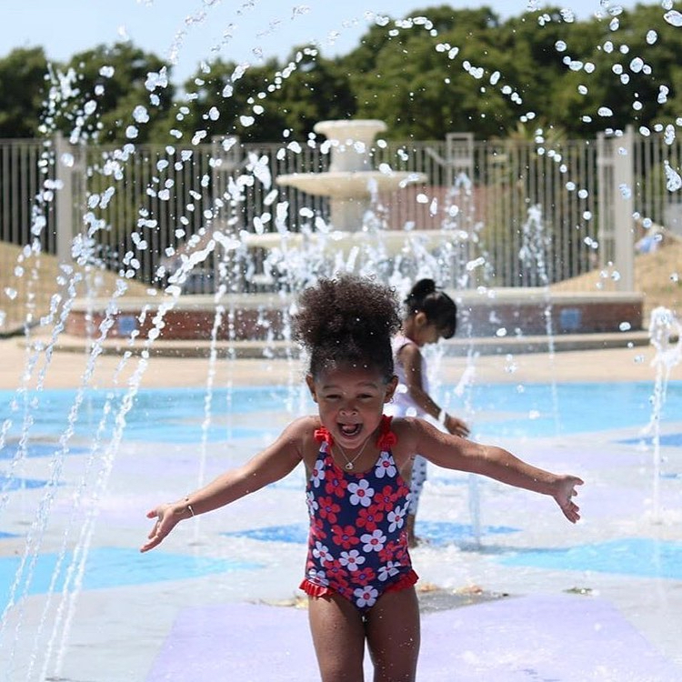 Top Splash Parks In The UK - Netmums