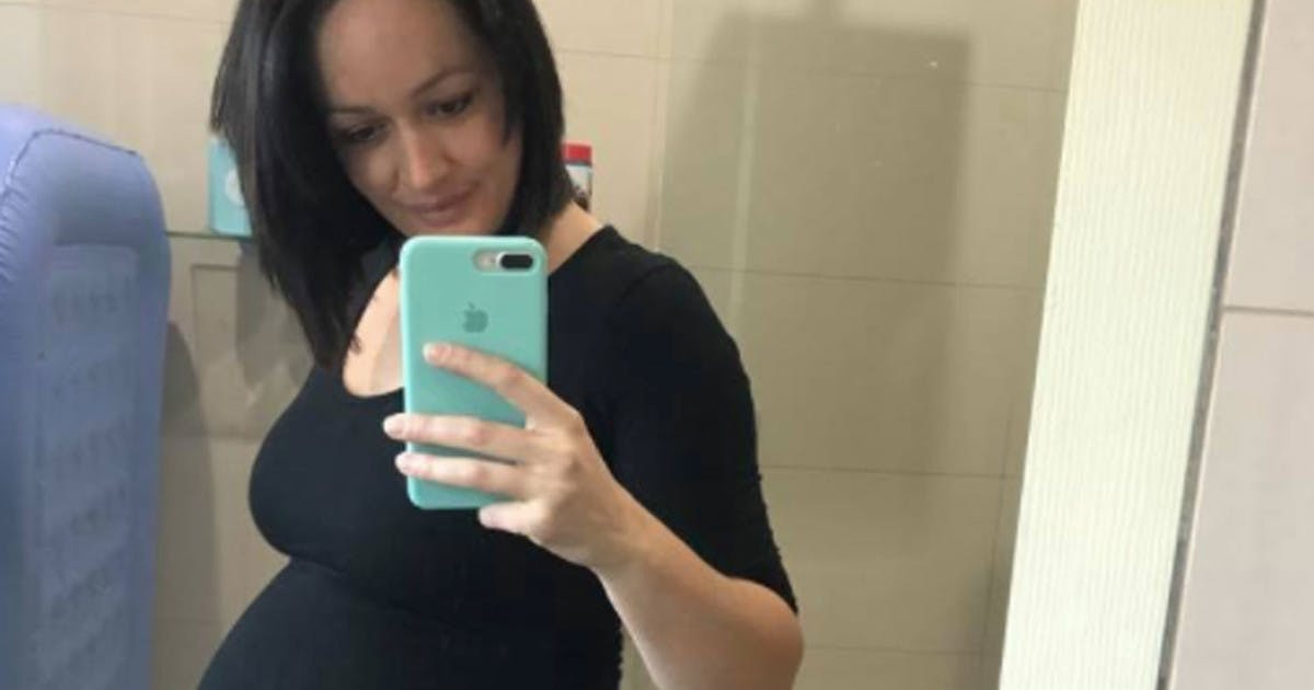 Why this mum is live streaming her birth - Netmums