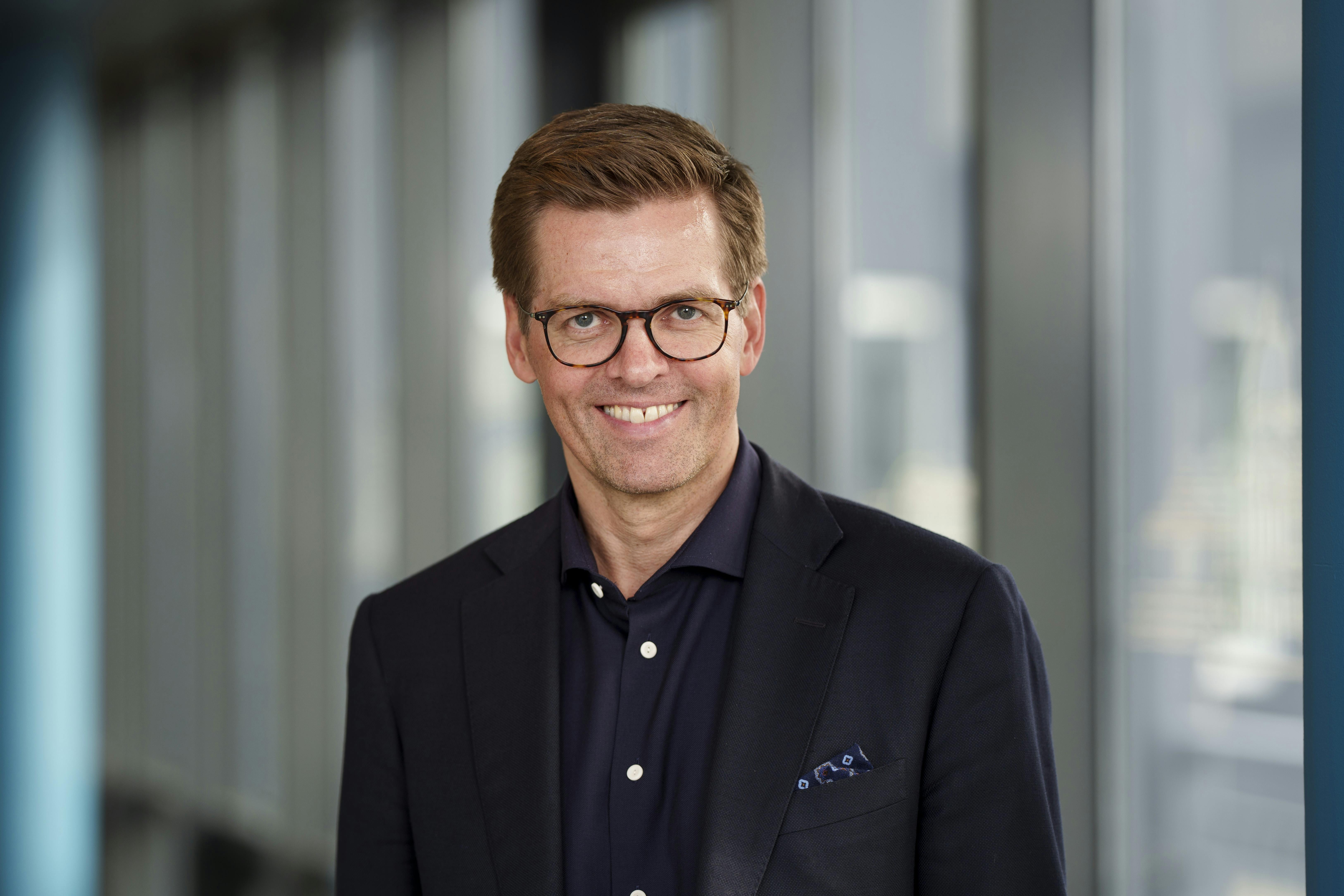 Stjórn og stjórnarhættir