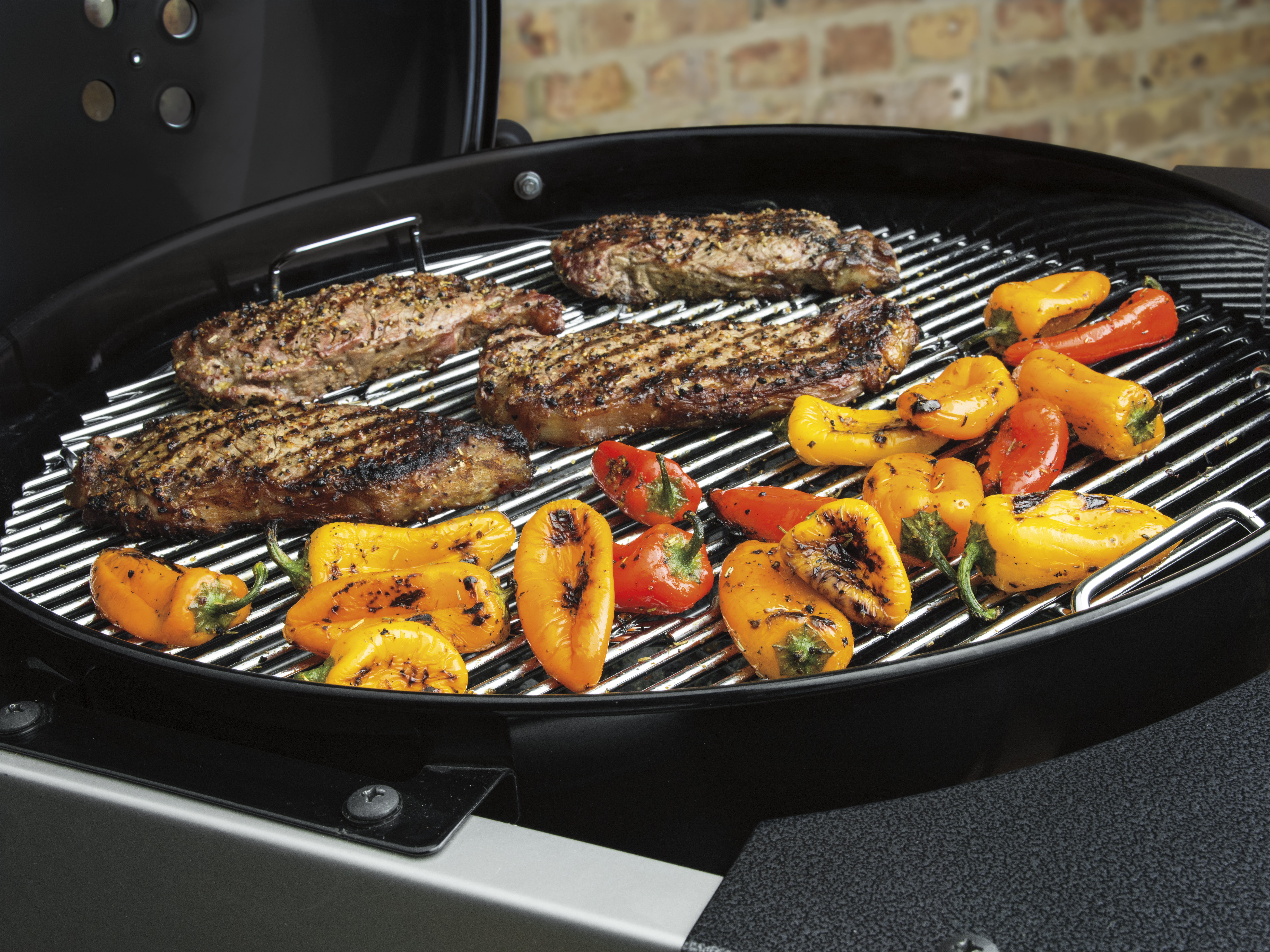Weber Performer GBS System Edition 57 cm Black kopen? BarbecueShop