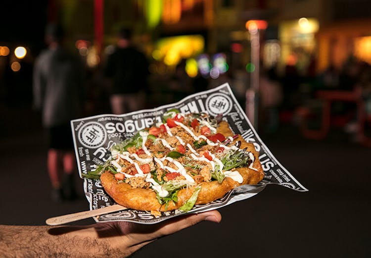 Dreamworld Night Market Gold Coast – Street Food, Live Music