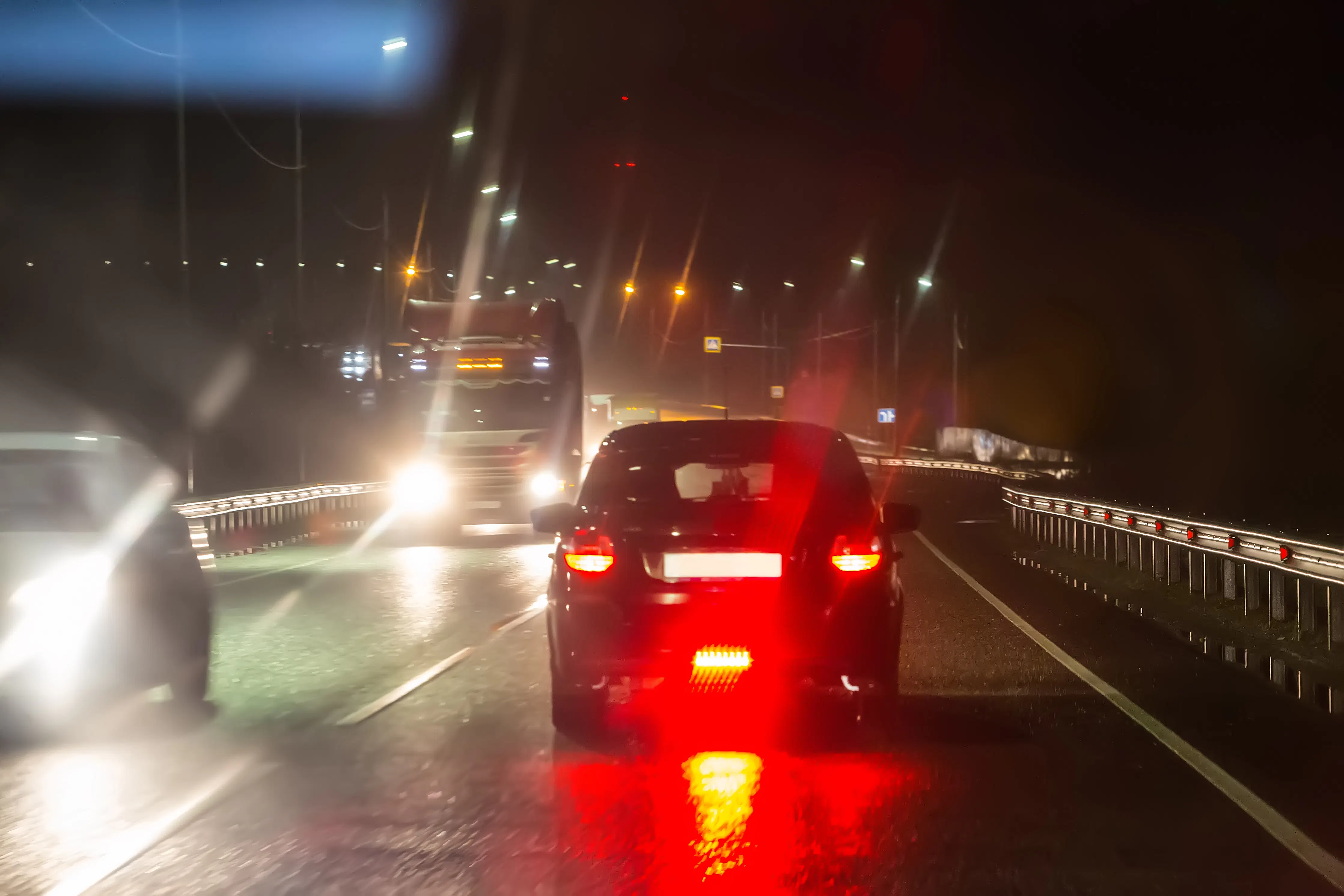 Halos autour des lumières la nuit | Nikon Verres Optiques