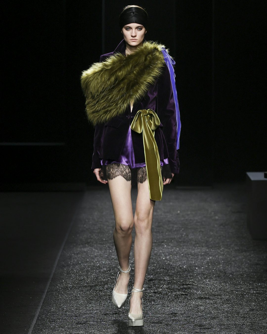 FW25 Show - Autumn/Winter 2025 Collection - Nina Ricci