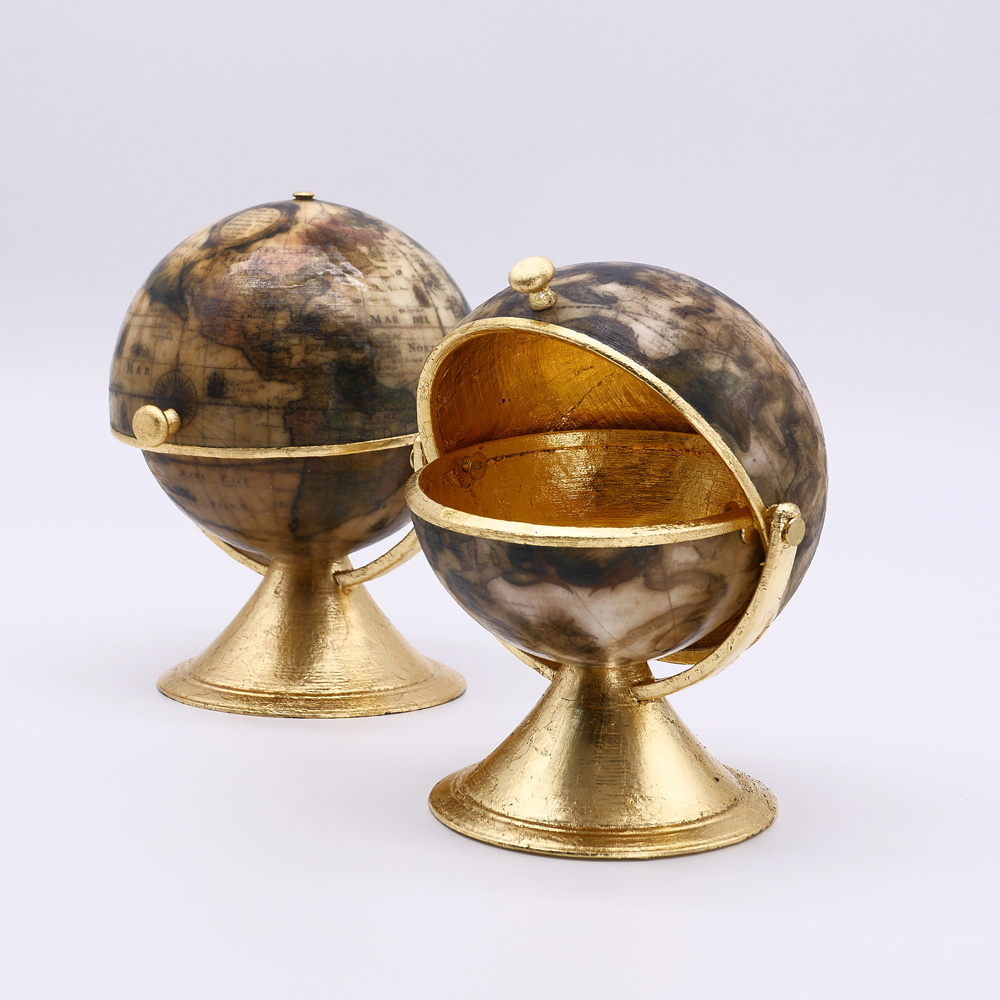 New Work by Artist Beatrice Glow Reckons with the 400th Anniversary of ...