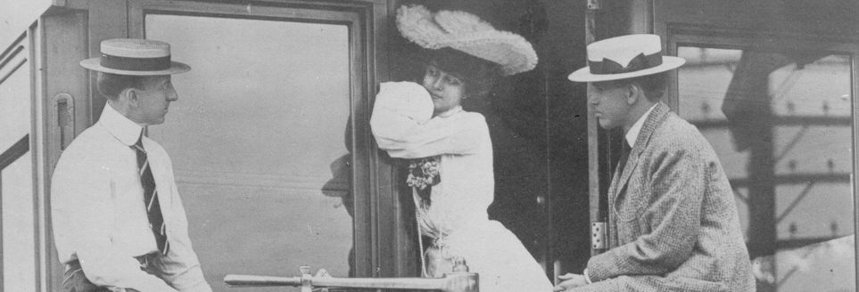 Meet Phoebe Snow, the Fictional Woman Who Gave Glamour to Train Travel ...