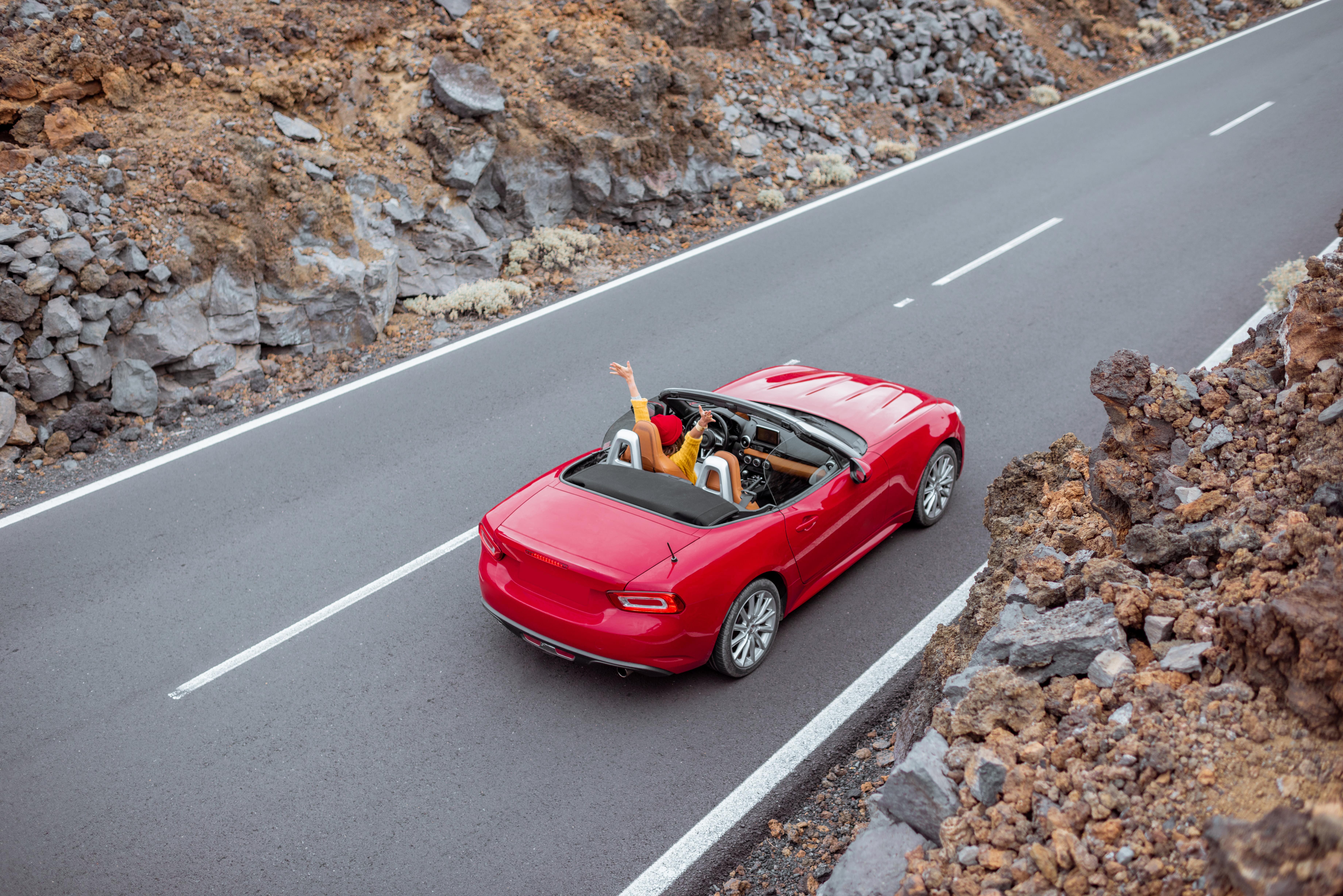 ¿Coche cabrio? ¿Qué es? Si no lo sabes, Onroad te lo cuenta
